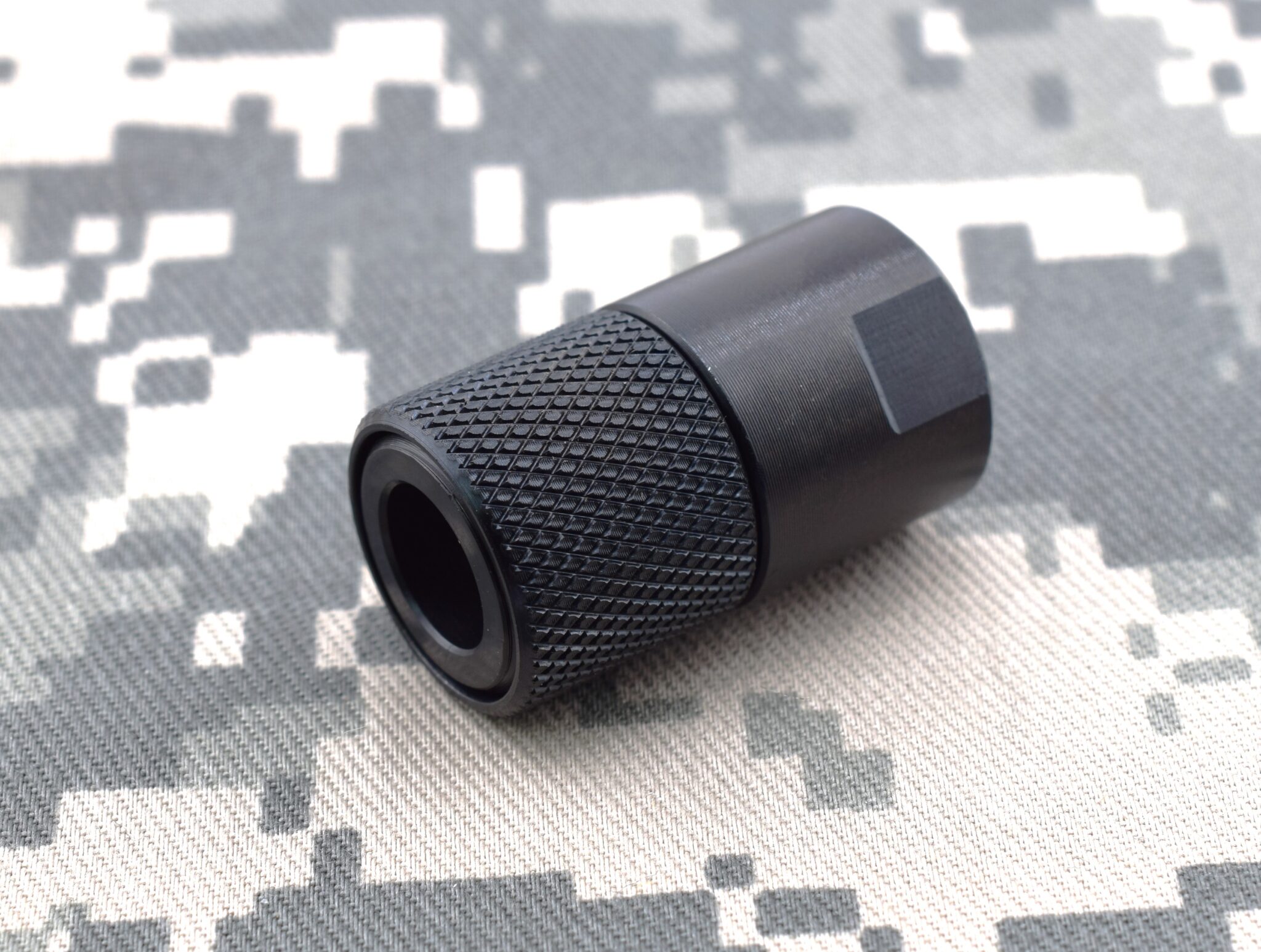 Metric Thread Adapter 13.5×1 Left hand to 5/8″ X 24 OD #4380