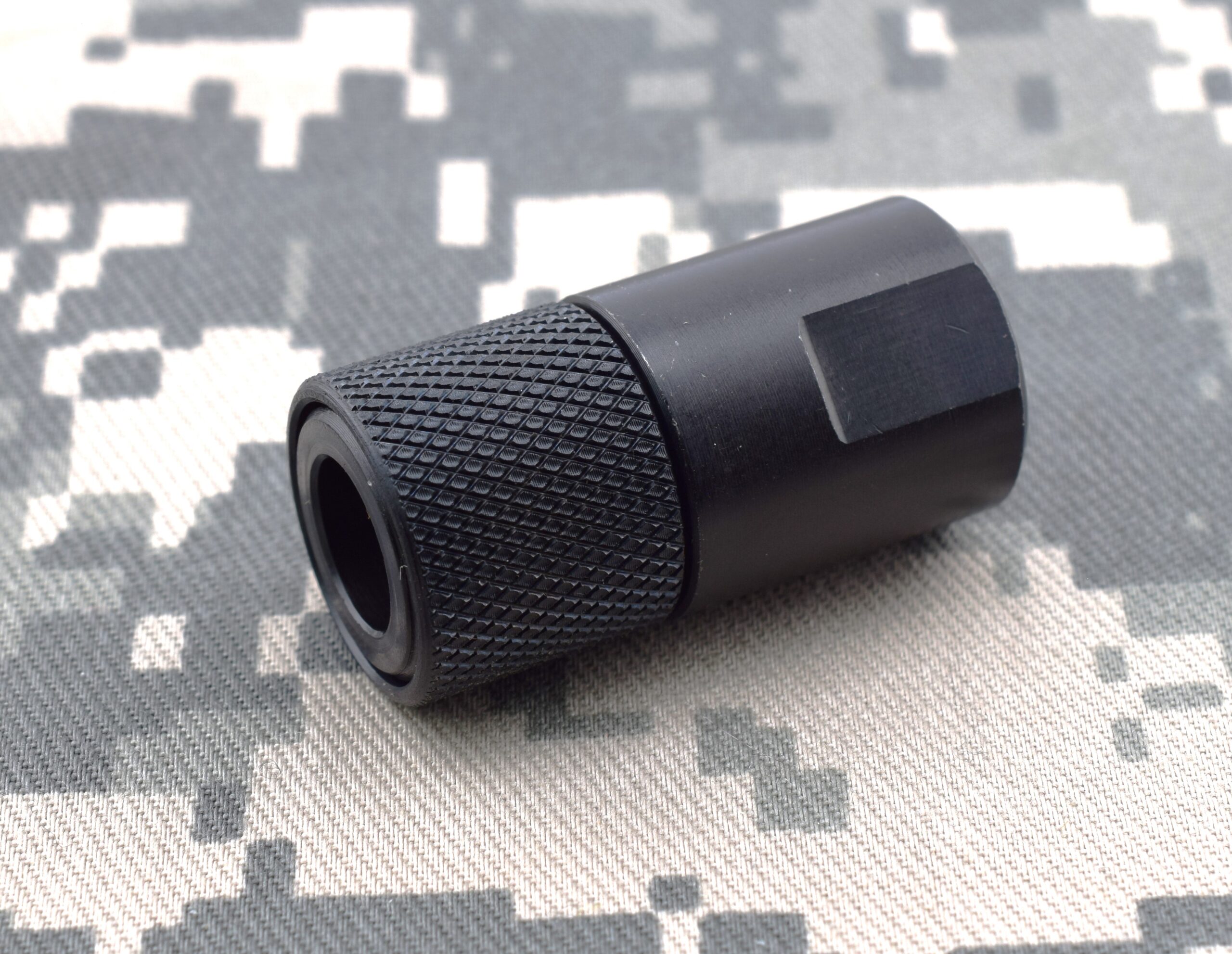 Metric Thread Adapter M14x1 Left hand ID to 5/8″ X 24 OD #4381